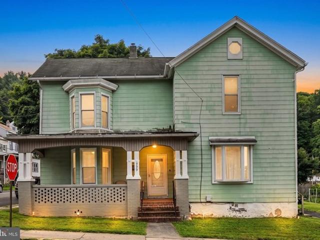 999 E Norwegian St, Pottsville, PA 17901