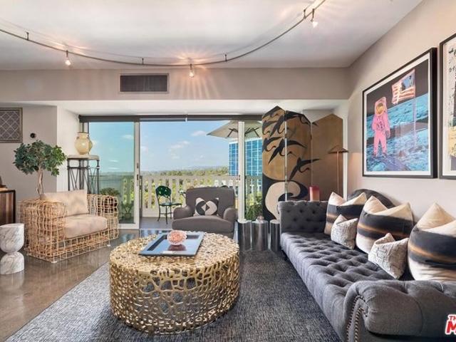 999 N Doheny Dr Apt 1012, West Hollywood, CA 90069