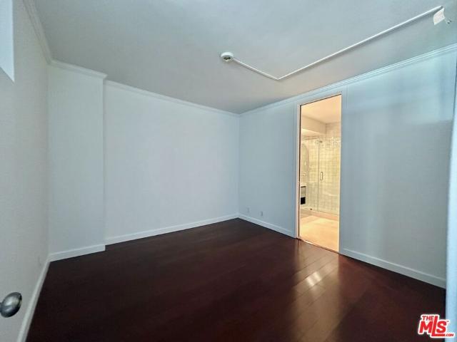 999 N Doheny Drive 406