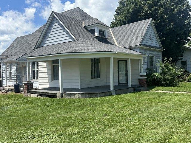 999 S Redman Ave, Marshall, MO 65340