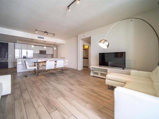 999 SW 1st Ave, Unit 2105, Miami, FL 33130 | MLS #A11992