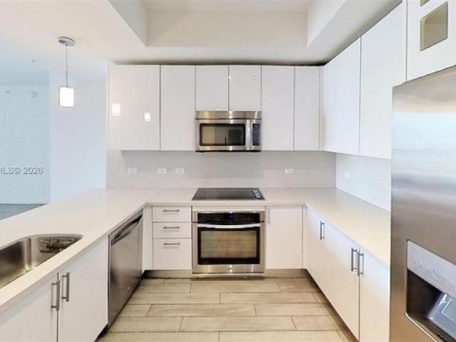 999 SW 1st Ave Apt 1617, Miami, FL 33130