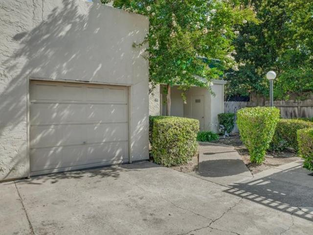 999 Porter Ave Apt 39, Stockton, CA 95207