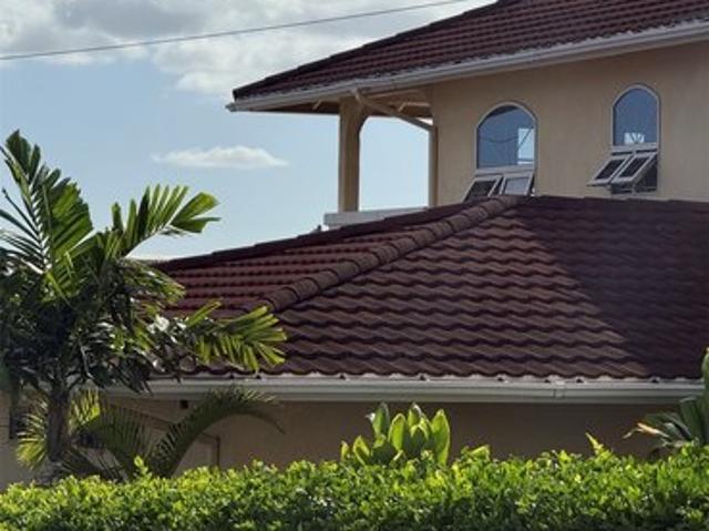 99 446 Hakina St, Aiea, HI 96701
