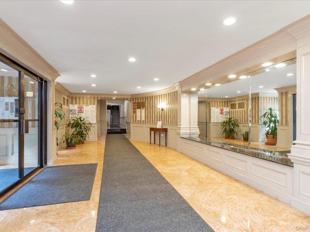 9963 66 Avenue B2