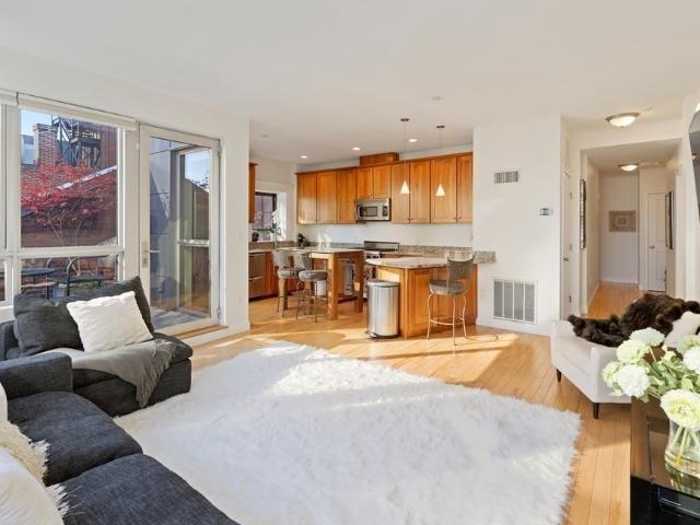 99 105 Broad St, Unit 7E, Boston, MA 02110 | MLS #73500 | Compass