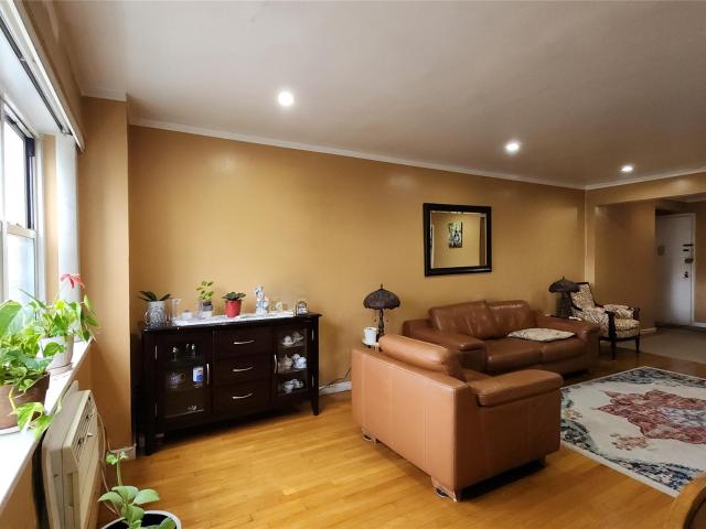 99 10 60th Avenue, Unit 3H | Compass