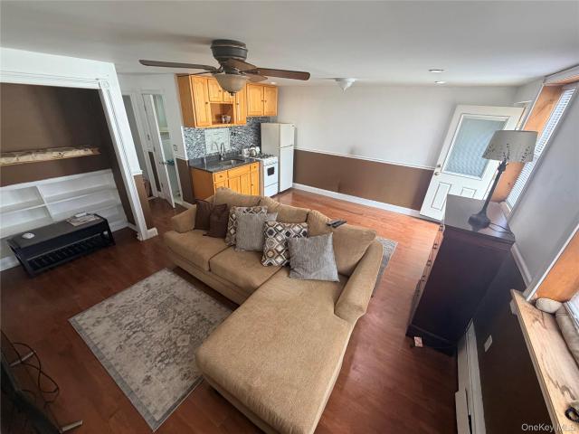 99 11 th Street | Compass