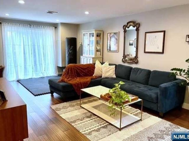 99 Teaneck Road # 304