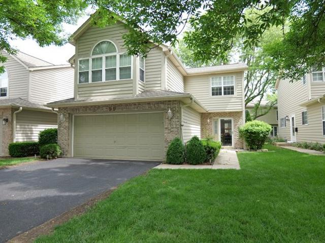 99 Townsend Cir, Naperville, IL 60565