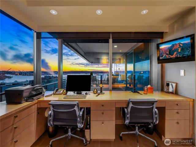 99 Union St, Unit 1102, Seattle, WA 98101 | MLS #2531