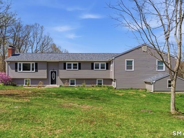 99 W Chippen Hill Rd, Burlington, CT 06013