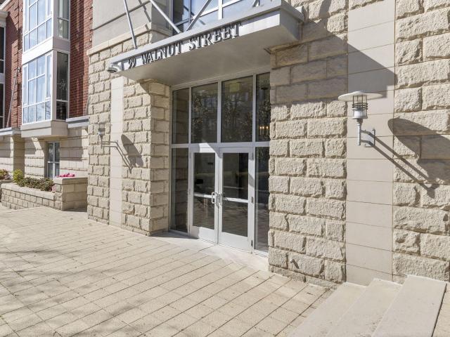 99 Walnut St, Unit 504, Chattanooga, TN 37403 | MLS #1531 | Compass