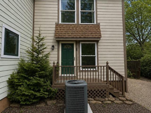 99 Willow Way