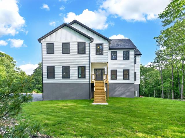 99 Woodland Drive