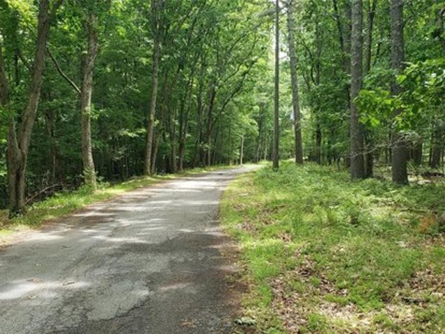 99 Zock Rd, Cuddebackville, NY 12729