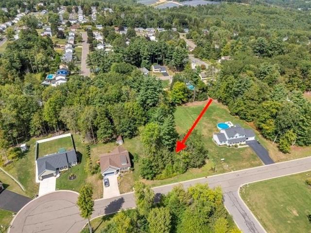 99 Alexandra Pl, Endicott, NY 13760