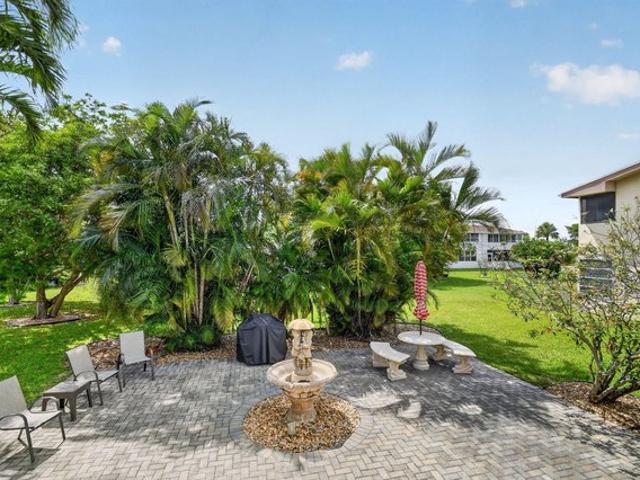 99 Bedford D, West Palm Beach, FL 33417