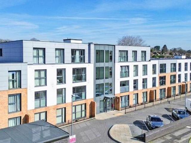 99 Boyn Valley Road, Boulters Point, Maidenhead, 1 Bedroom Ground