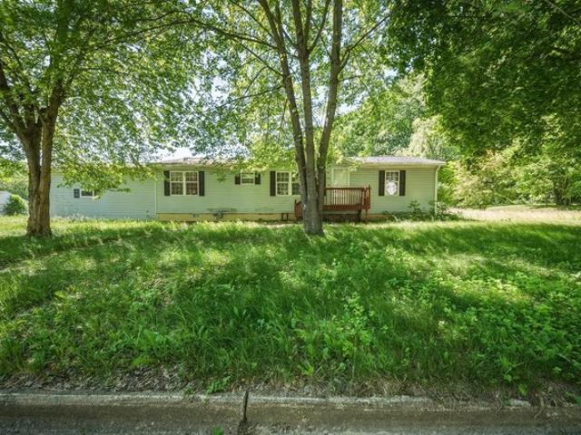 99 Bluff St, Camp Douglas, WI 54618