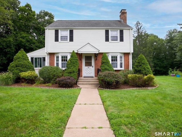 99 Brookfield Dr, East Hartford, CT 06118