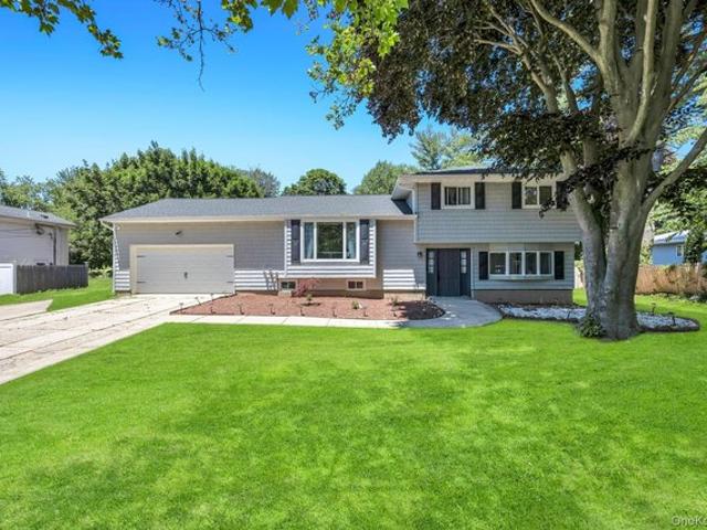 99 Burr Rd, East Northport, NY 11731