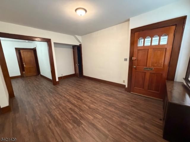 99 Cedar Ave