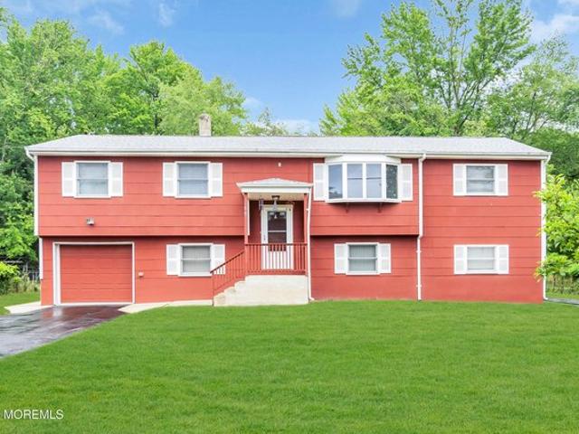 99 Cedar Swamp Rd, Jackson, NJ 08527