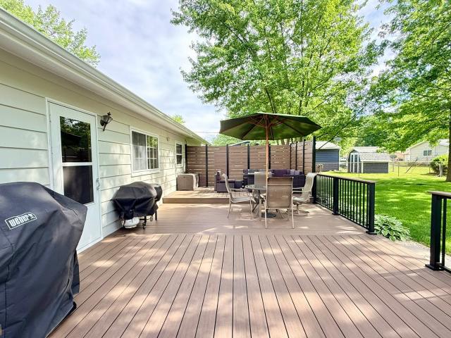 99 Circle Drive E