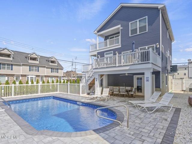 99 Coolidge Ave, Ortley Beach, NJ 08751