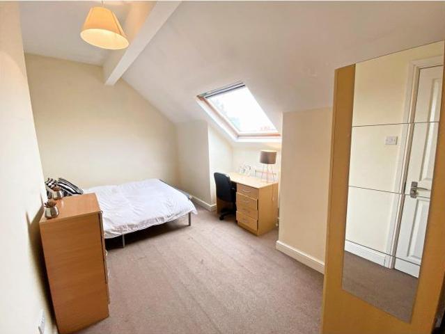 99 Club Garden Road 4, Sharrow