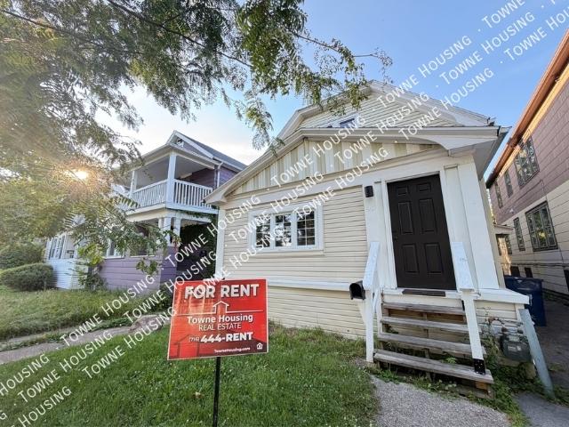 99 Custer St, 5 beds, 1 full bath