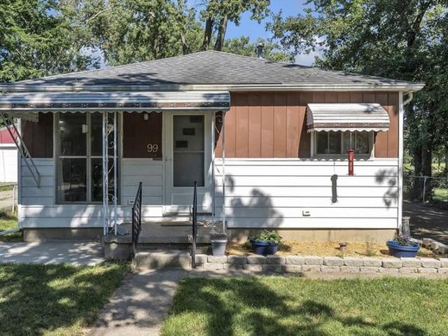 99 Devonshire St, Ypsilanti, MI 48198