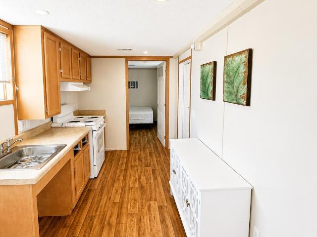 99 Dundee Trail