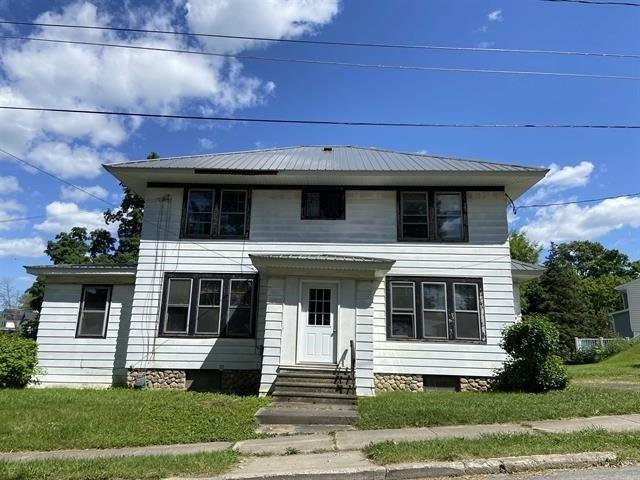 99 E Orvis St, Massena, NY 13662
