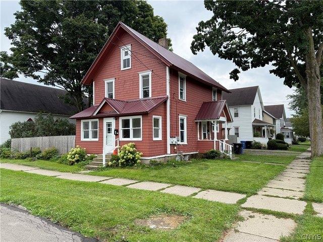 99 Elm St, Cortland, NY 13045