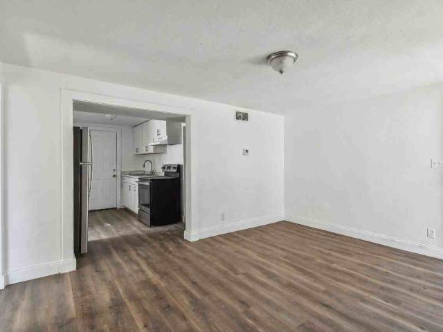 $99 First Month 2 Bedroom Apartment for Rent at 1330 Barnett St, Jacksonville, FL 32209 Mid Westside