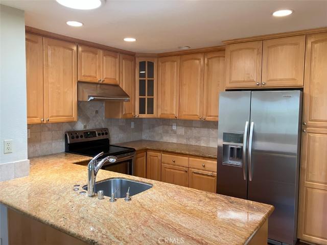 99 Hilltop Cir, Rancho Palos Verdes, CA 90275 | MLS #PV26093 | Compass