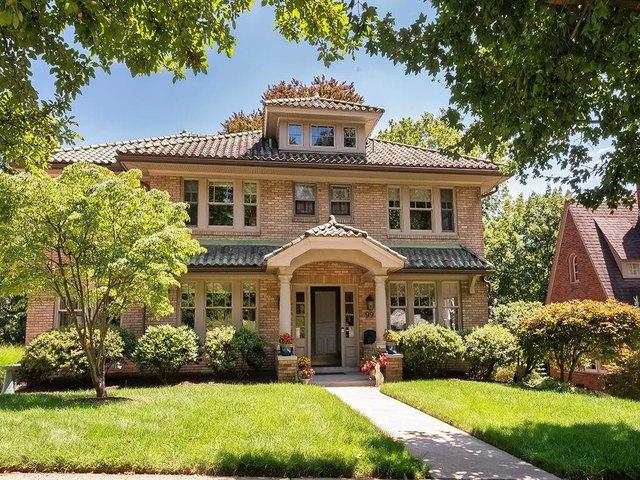 99 Inglewood Dr, Pittsburgh, PA 15228