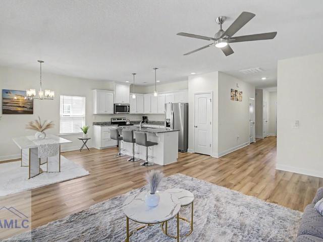 99 McClelland Loop NE