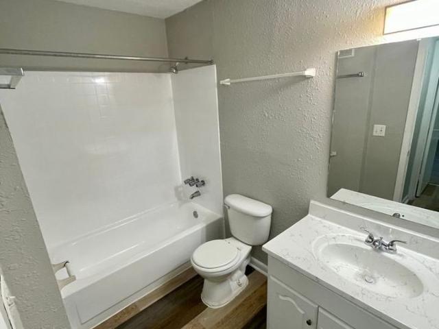 $99 MOVE IN SPECIAL! 1 Bedroom Apartment for Rent at 1811 Rogero Rd, Jacksonville, FL 32211 Arlington
