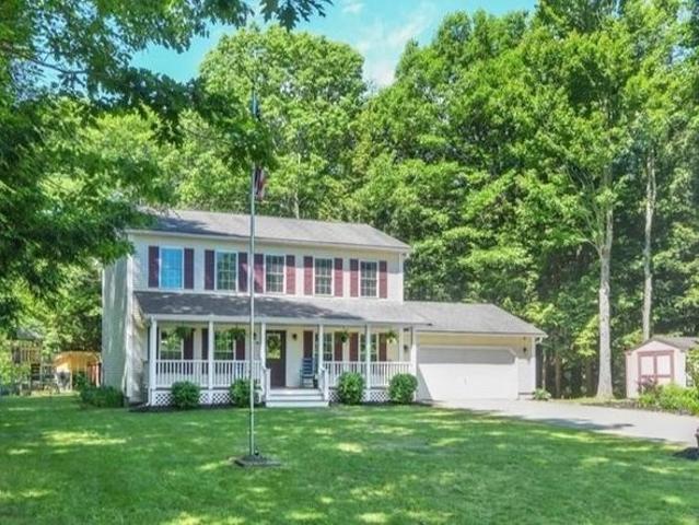 99 Overlake Dr, Milton, VT 05468