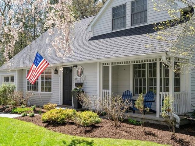 99 Parker Rd, Wellesley, MA 02482