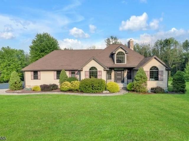 99 Phillips Rd, Frankford Township, NJ 07826