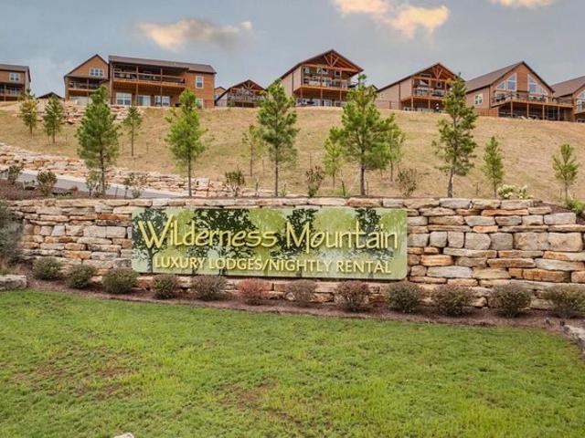 99 Pioneer Peak Kimberling Rd # C, Kimberling City, MO 65686