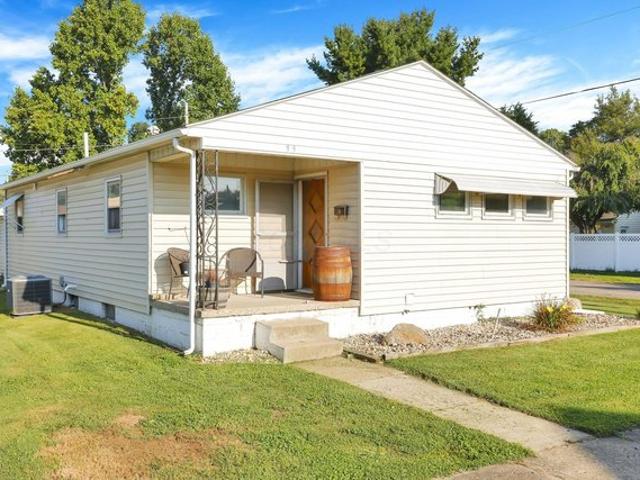 99 Roe Ave, Newark, OH 43055