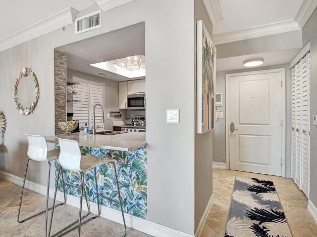 99 SE Mizner Boulevard, 823, Boca Raton, FL