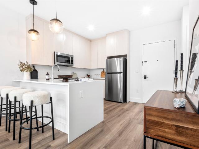 99 Storms Ave, Unit 4043, Jersey City, NJ 07306 | MLS #260006 | Compass