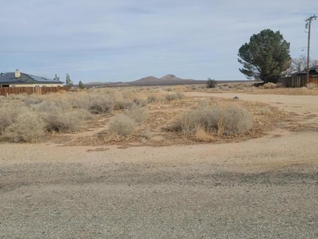 99th St, California City, CA 93505