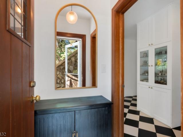9 Musconetcong Ave